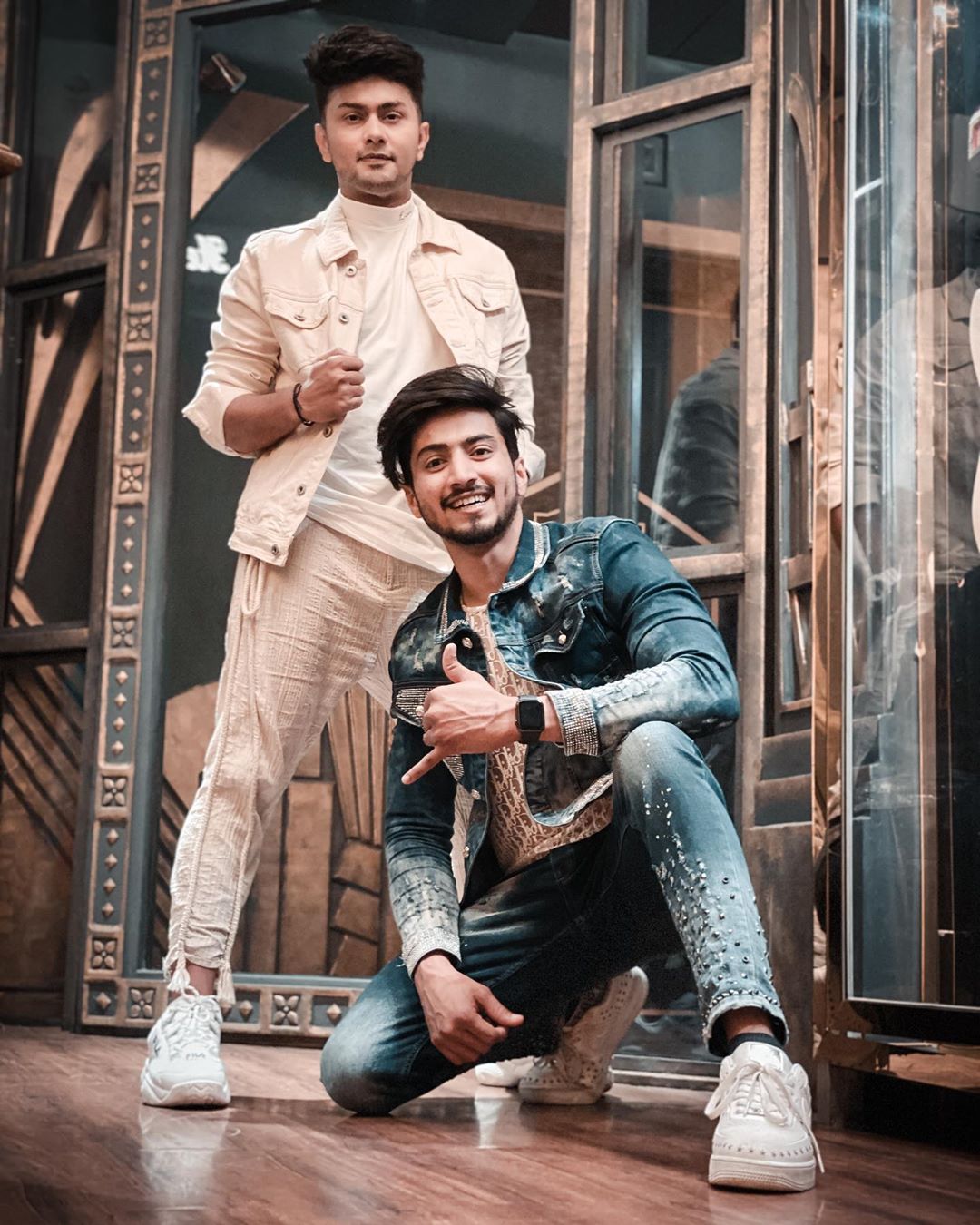 Awez Darbar Wallpapers {New*} 61+ Pictures, Images, Photos - FinetoShine