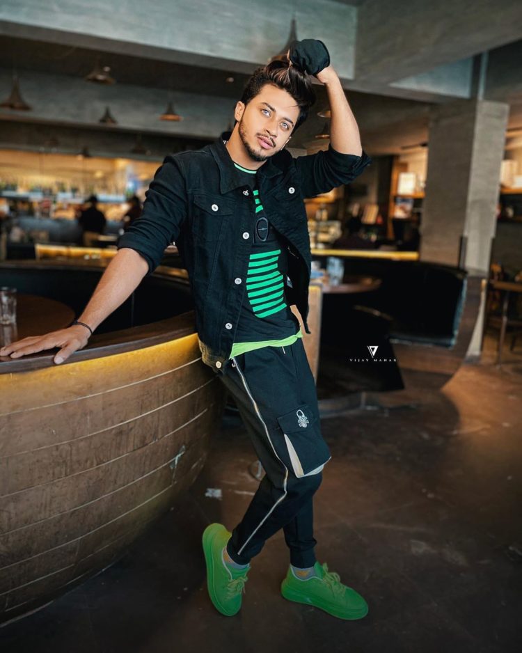 [100+] Hasnain Khan Full HD Images, Photos & Wallpapers - FinetoShine