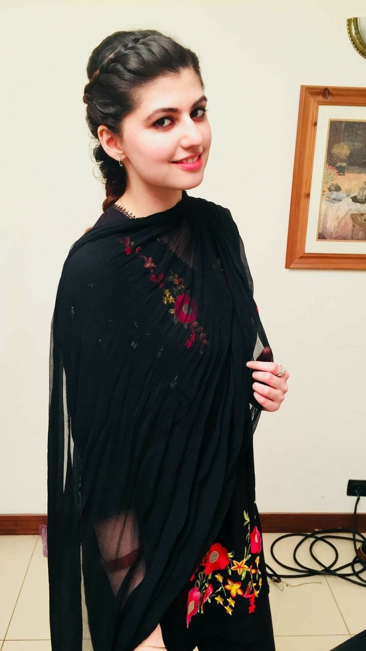 [100+] Cute Girl Wallpapers 2024