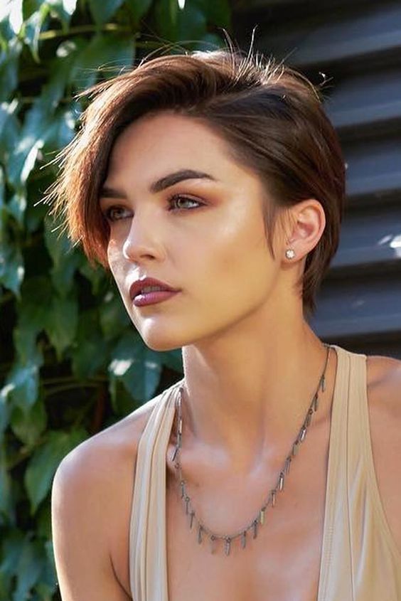 26 Short Haircuts For Women To Copy In Bafbouf Finetoshine