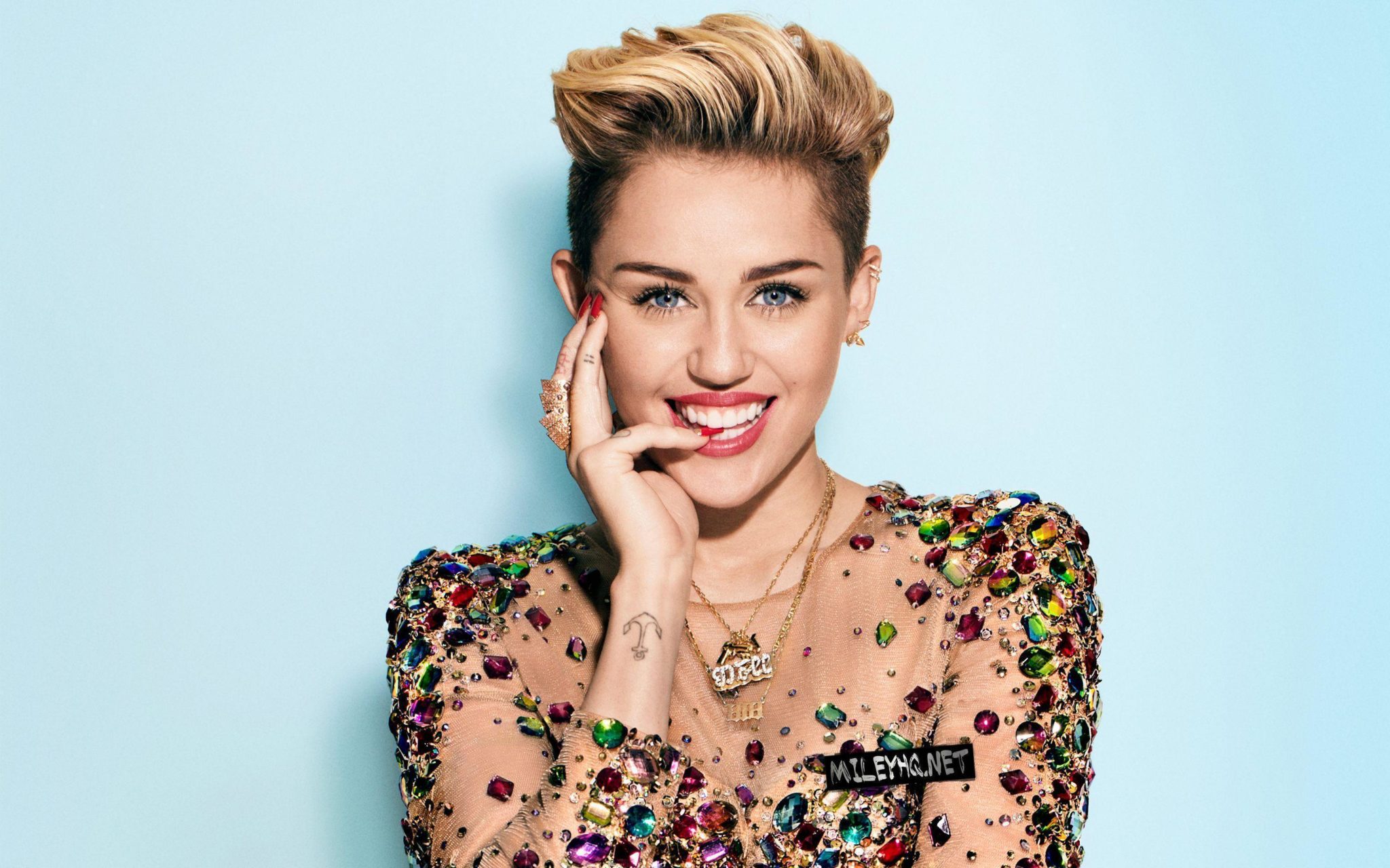 Miley Cyrus Images, Pictures, Wallpapers & Photos 1080p Full HD 2023